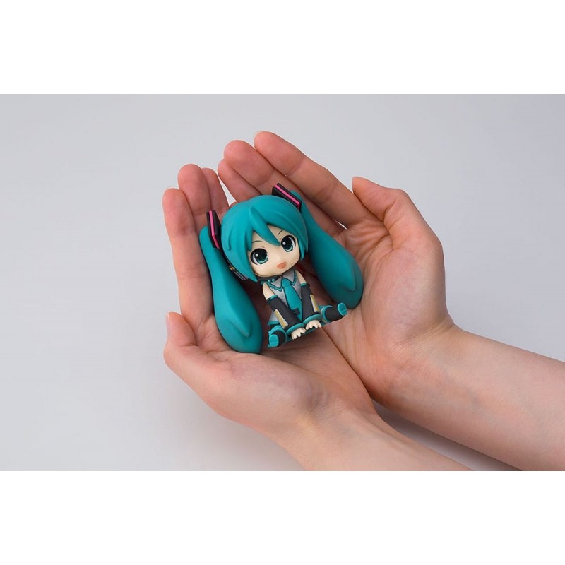 Nendoroid Plus Hatsune Miku Rubber Mascot